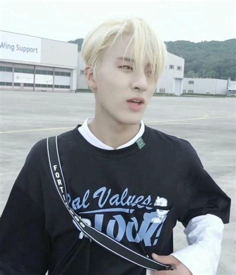 Hourly Eric On Twitter Eric Kpop Guys Just Girl Things