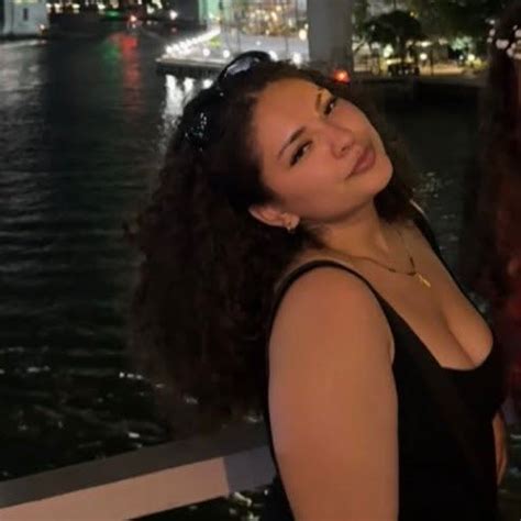 Ash Itz Ashlyy On Threads