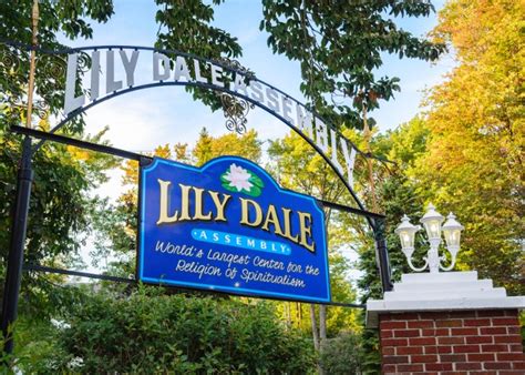 Welcome To Lily Dale The Worlds Largest Spiritualist Community