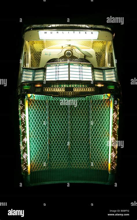 Wurlitzer Jukebox Hi Res Stock Photography And Images Alamy
