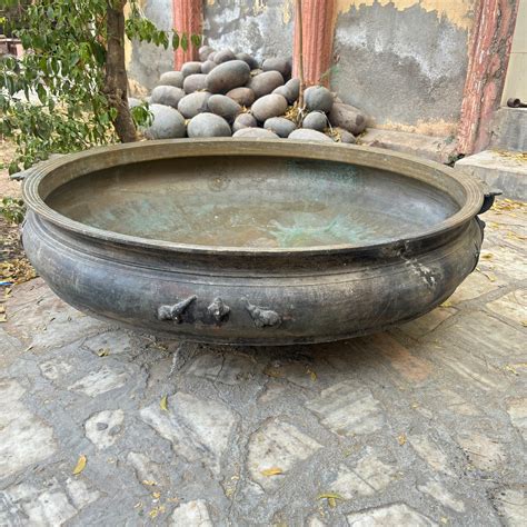 Kerala Uruli Large Bronze Round Urli Bowl Indian Bronze Art Urli