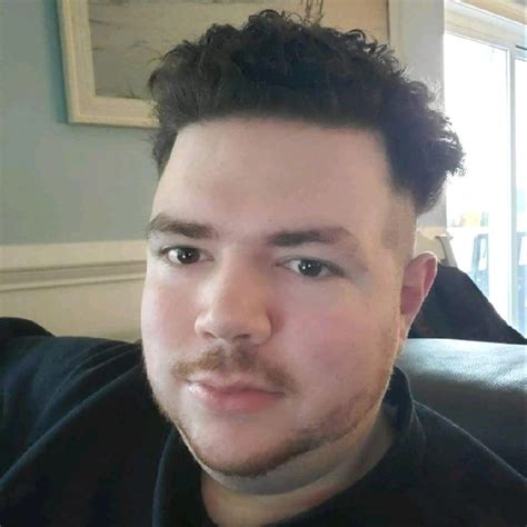 Tyler Schultz Sales Associatecashier Express Linkedin