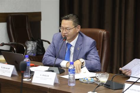 “Хүнсний хувьсгал” ТББ ын Удирдах зөвлөлийн гишүүд хуралдаж дүрмээ баталлаа