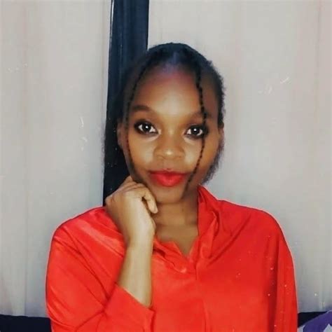 Pam Pam Essie On Threads