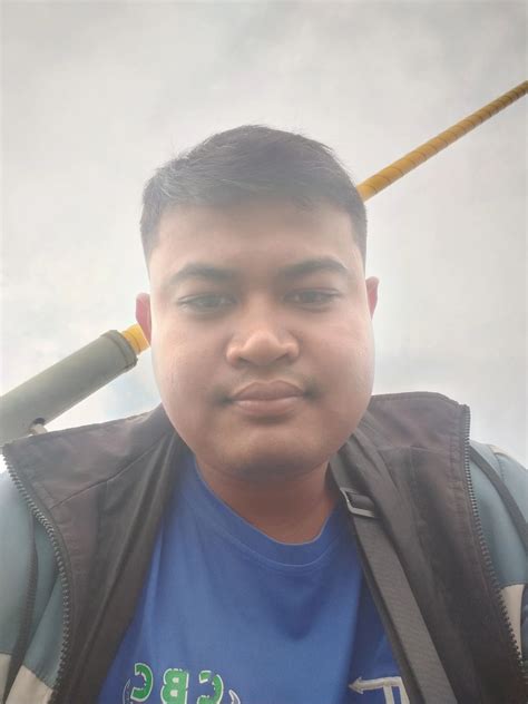 ឃើញ ពីនាយ កុំ អាល ទាយ អាក្រក់ ល្អ លុះ ឃើញ ជាក់ជា ខ្មៅ ស ទើបថាបាន បើ បណ្តោយ តាម គំនិត ដែល គិត