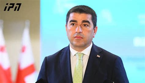 შალვა პაპუაშვილი ვულოცავ დამოუკიდებლობის დღეს ყველა ამერიკელ მეგობარს