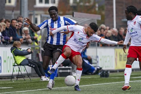 Tyrone Owusu Verlengt Tot Medio 2027 Bij Witte Leeuwen