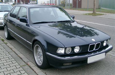 BMW E32 | это... Что такое BMW E32?