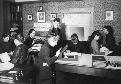 Human Computers The Women Who Powered Early Technology Rare Historical Photos