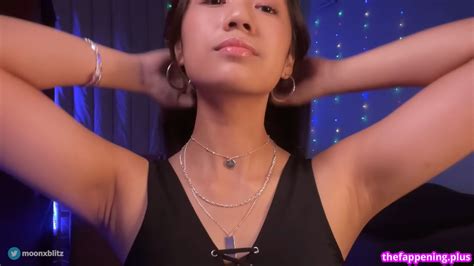Moon Blitz Asmr Moonfoxasmr Moonxblitz Nude Onlyfans Photo 32