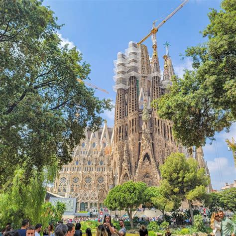 바르셀로나 필수 코스 가우디 투어 카사바트요 카사밀라 구엘공원 사그라다파밀리아성당 네이버 블로그
