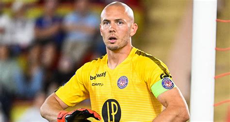 Maxime Dupé Pour Remplacer Sirigu