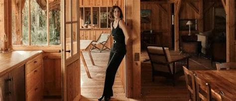 Asphalte Poursuit Son Incursion Dans Le Retail Points De Vente