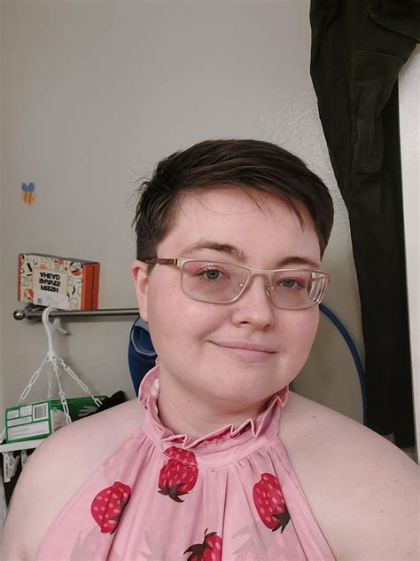 I Tried Both Femme And Masc Contouring R Nonbinary