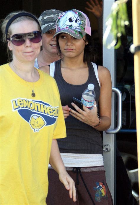Vanessa Hudgens Sex Tape Latest Beach Events News