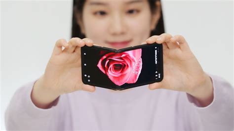 Samsung Shows Off Unique Foldable And Rollable Display Tech At CES Android Central