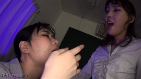Japanese Lesbians Kiss Makeout