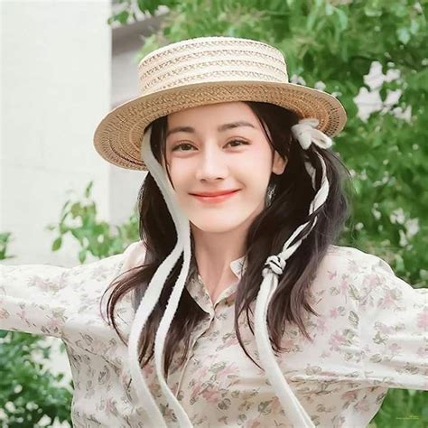 Pin by jiraphon ch on ตลเรอปา Celebrities Doll hair Actresses