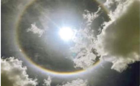 FenÓmeno Óptico AtmosfÉrico Sorprende Halo Solar En La Ciudad