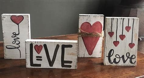 Pin By Peggy Vollhaber On Valentine Ideas Valentine Wood Crafts Diy