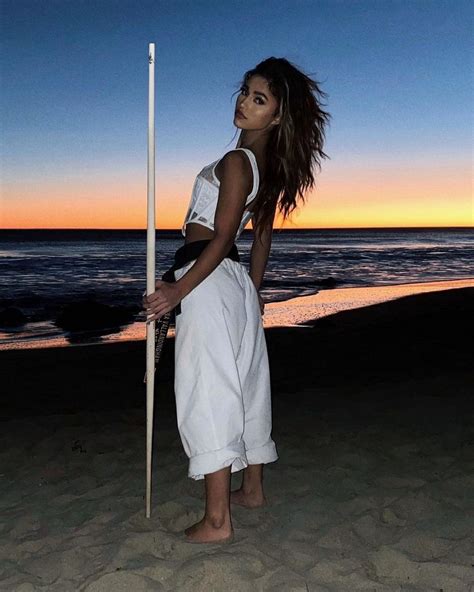 Rayna Vallandingham Instagram Photos 12202023 Hawtcelebs