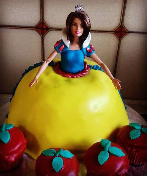 ΤΟΥΡΤΑ ΓΕΝΕΘΛΙΩΝ ΠΡΙΓΚΗΠΙΣΣΑ ΧΙΟΝΑΤΗ ΜΕ ΓΕΜΙΣΗ ΟΡΕΟ ΚΟΥΚΙΣ Koykoycook