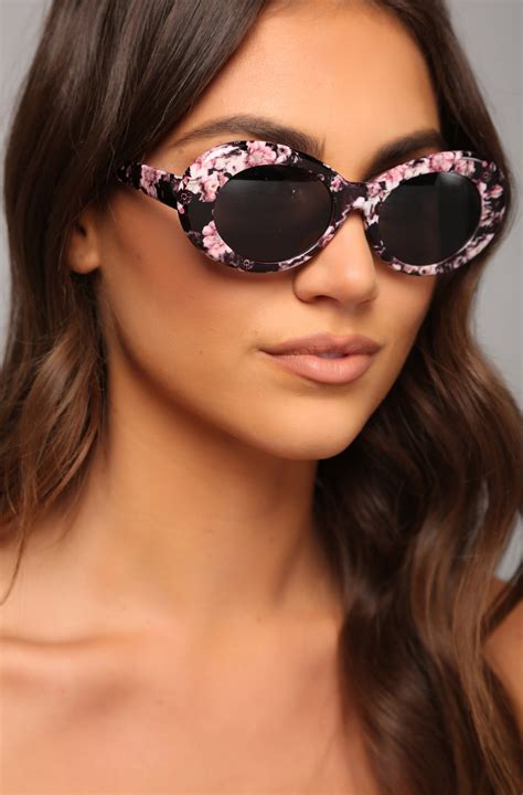 Retro Chic Sunglasses Floral Fashion Nova