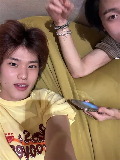 소희와 원빈이 셀카 업뎃📸 ️ 팬플러스 커뮤니티