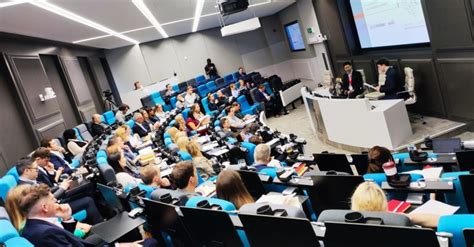 Redk Crm And Cx Transformation On Linkedin Theconnectedcustomer2023 Financialservices