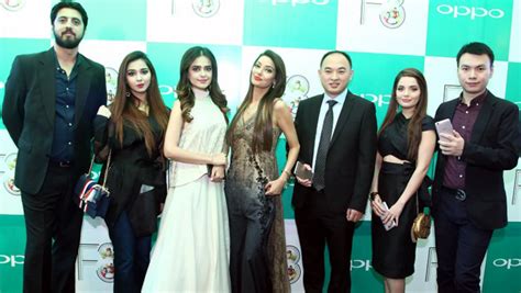 Oppo Launches F With Dual Selfie Camera Behtareen