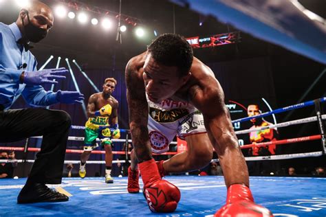 Photos Jermell Charlo Vs Jeison Rosario Fight Night