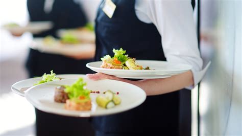 Konobar Pučko Otvoreno Učilište Brod