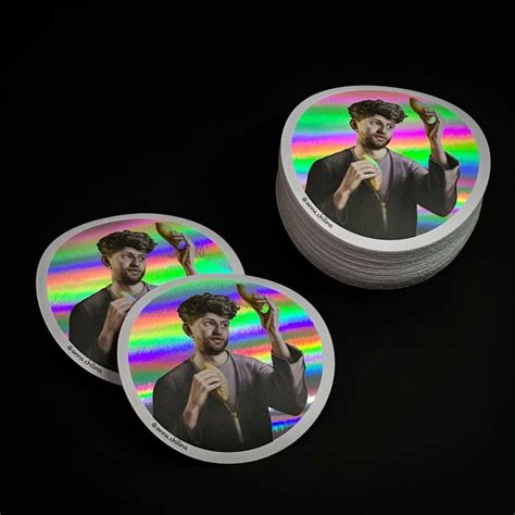 Как выбрать материал для печати наклеек Стикер Студия