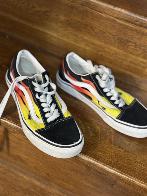 Vans кеди з вогнем Fire — ціна 540 грн у каталозі Кеди Купити жіночі речі за доступною ціною