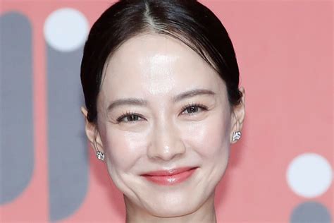 송지효 잘 사는 줄 알았는데 진짜 안타깝습니다