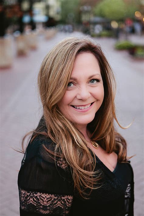 Uk Lesa Snider Books Biography Latest Update