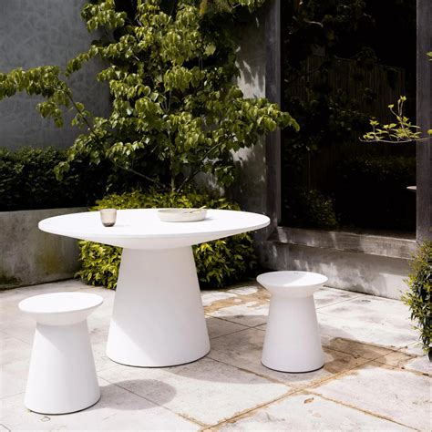 Buy Align Round Outdoor Dining Table 130cm White Concrete By Rj Living Online Rj Living