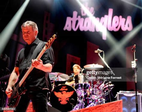 Jim Jacques Photos Et Images De Collection Getty Images