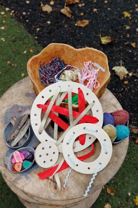 Natural Threading Frames Playlaan