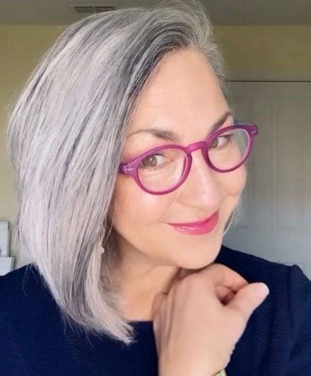 Best Makeup Colors For Gray Hair