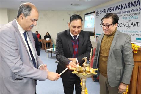 Dr Shruti Gupta On Linkedin A Very Enriching Day At Svsu Wherein Eminent People From The Industry…