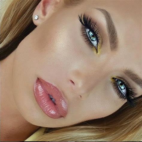 Pin By Jéan On Beautiful Faces Plastic Girl Beautiful Eyes Gorgeous