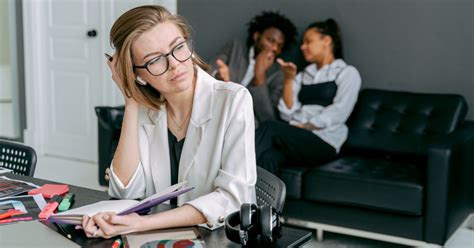 If You Want To Be Successful But Cant Seem To Make Progress These 8 Habits May Be Holding You Back