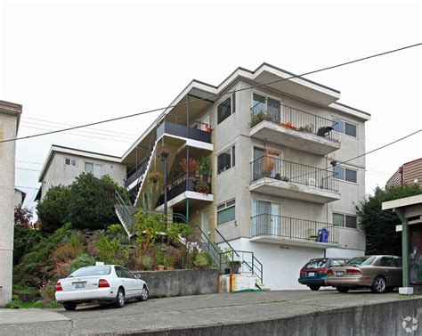 Dixie Jo Apartments 3655 13th Ave W Seattle Wa 98119