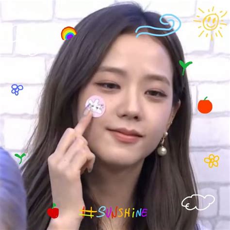 Jisoo Blackpink Messy