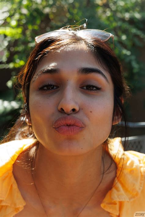 Reina Rae Pictures Images