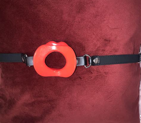 Sex And Mischief Silicone Lips Gag Review Tried And Tested