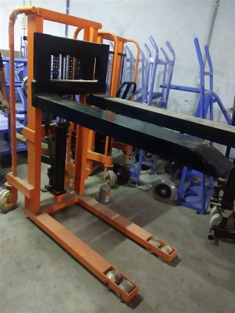 Mild Steel Mini Hand Stacker For Material Handling Manual Type At ₹ 45500 Piece In Ahmedabad