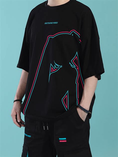 Hatsune Miku Black Unisex Graphic T Shirt