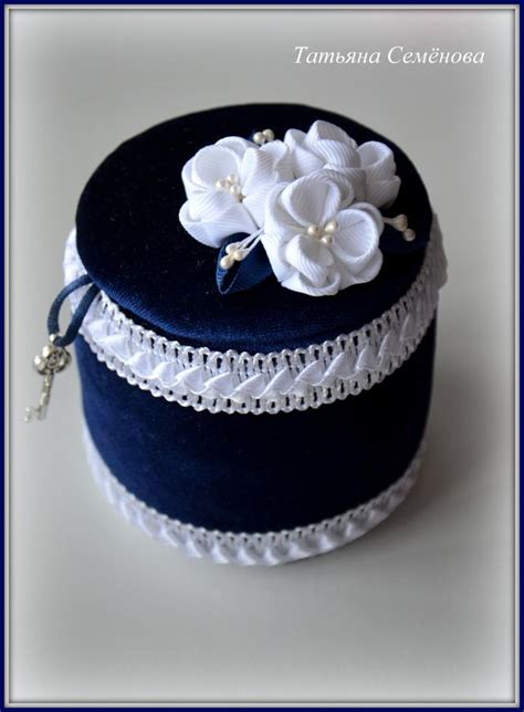 КАНЗАШИ ЦВЕТЫ ИЗ ТКАНИ И АТЛАСНЫХ ЛЕНТ Группа на Вступай читай общайся в